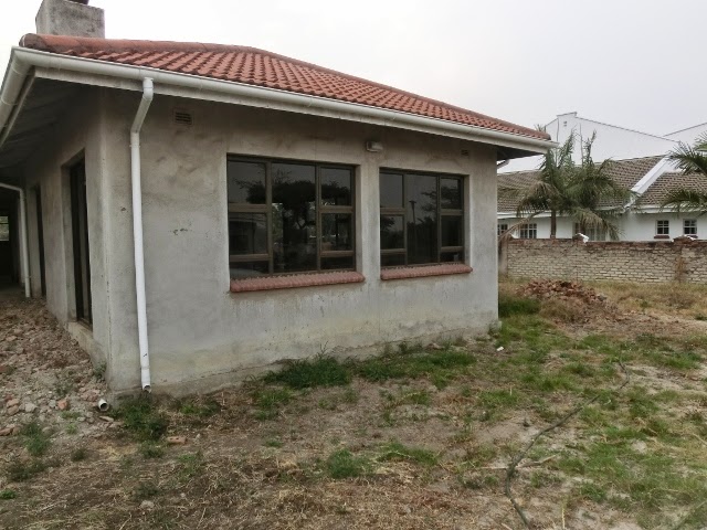 Properties for Sale in Zimbabwe : HOUSES FOR SALE IN LOW DENSITY SURBURBS