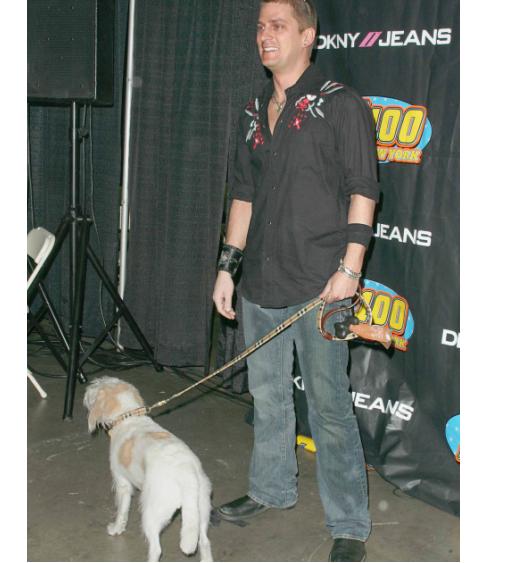 pasiuni 011: Câini celebri, Rob Thomas îl are pe Tyler