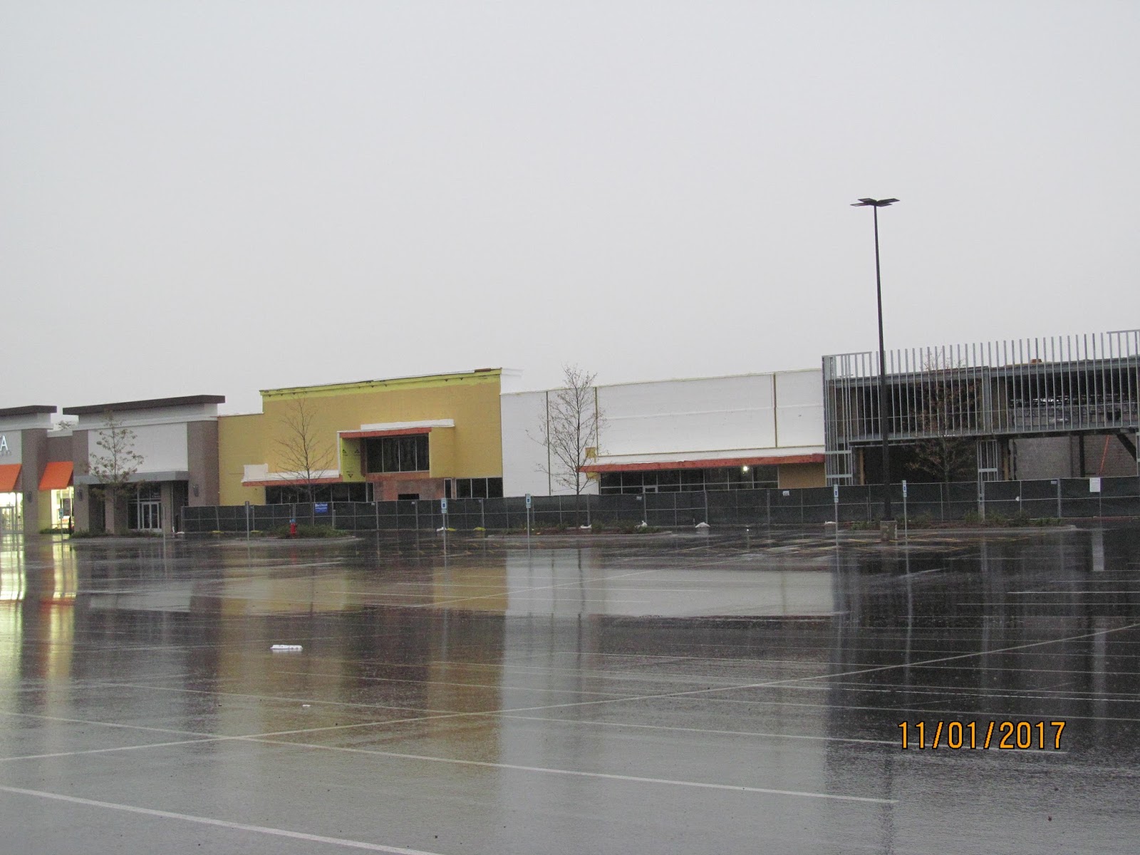 Trip to the Mall: The Plaza In Evergreen Park Update: 11/2017