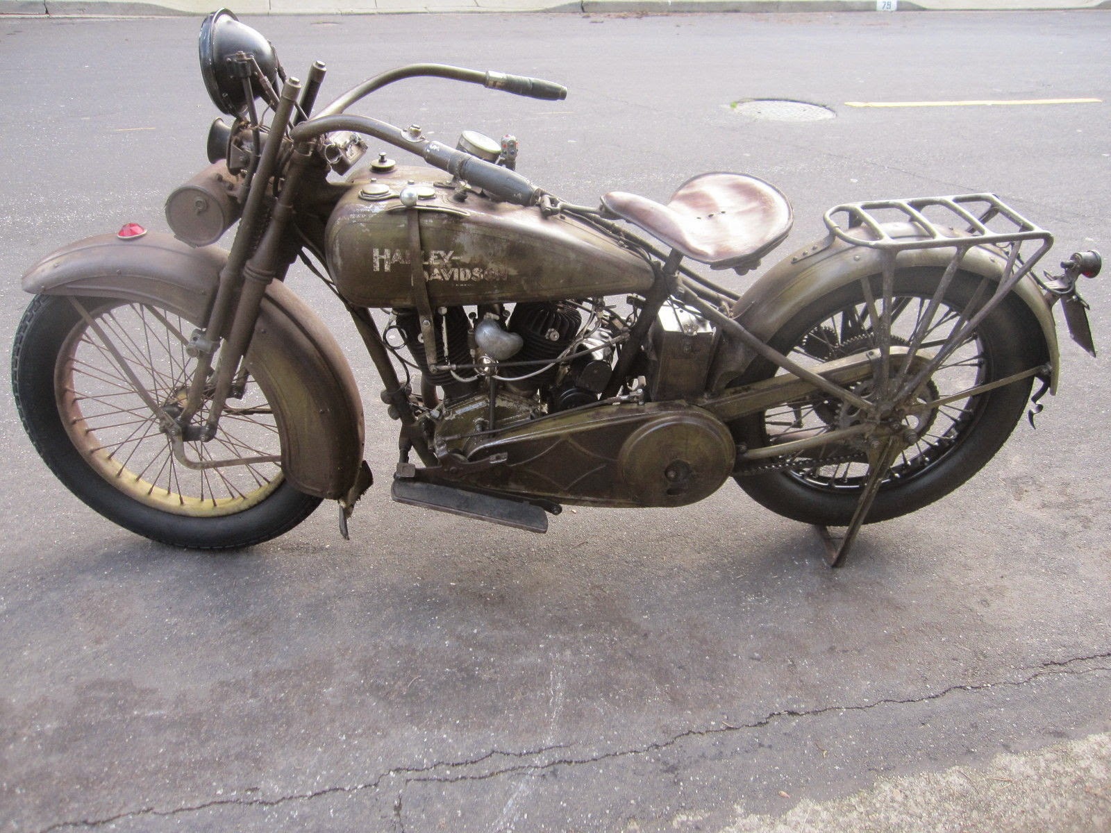 Fast is fast...: Really nice original paint 1926 Harley Davidson JD.