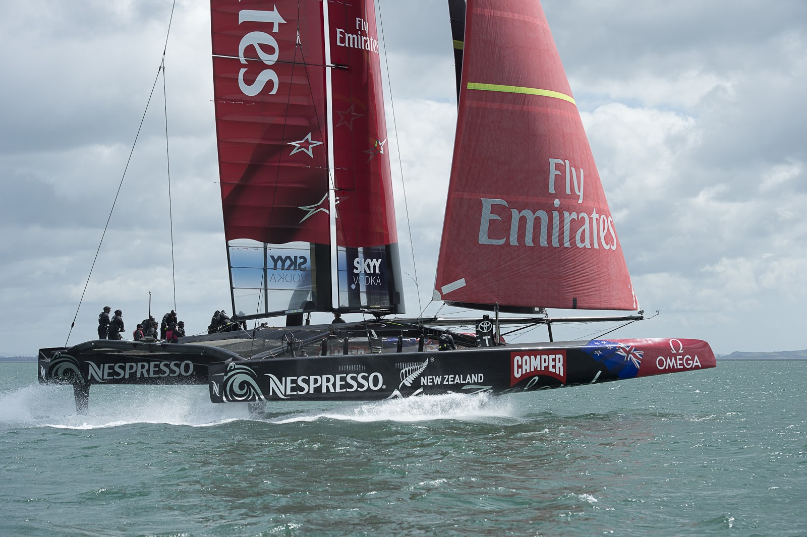 Images / Day 12 pour l'AC72 ETNZ à l'entrainement à Auckland | ScanVoile