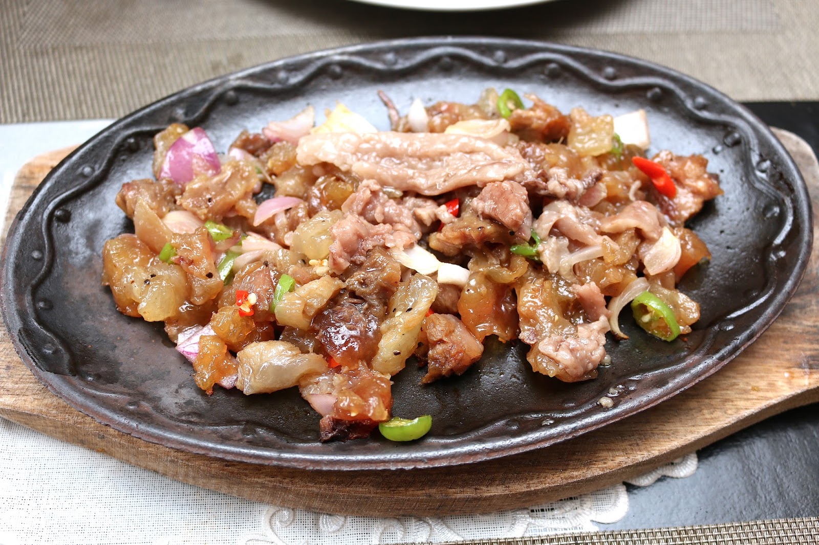 PAMANA in TAGAYTAY: The Real Heirloom Restaurant | Food In The Bag