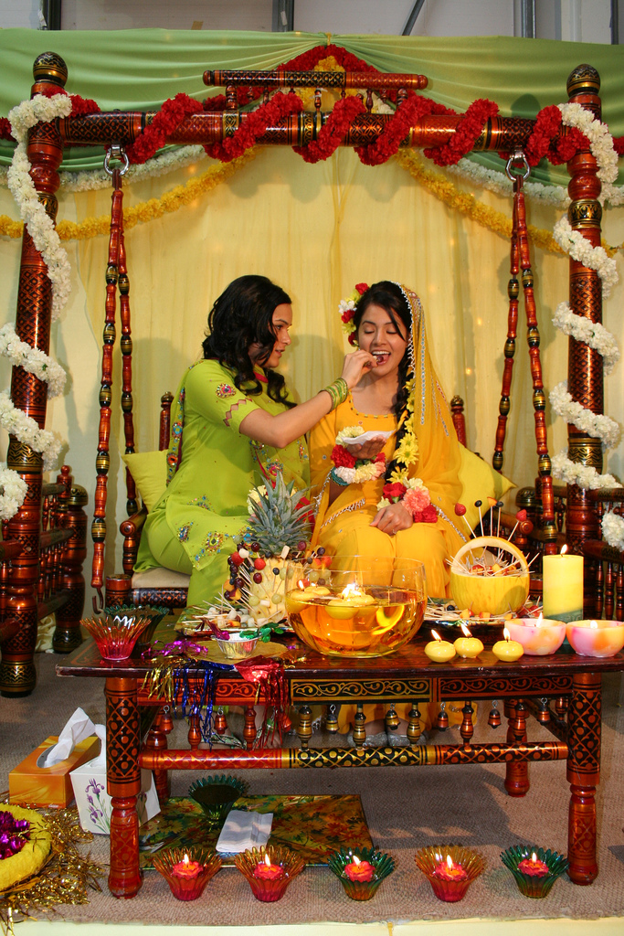 Girl Wallpapers: Mehndi Functions