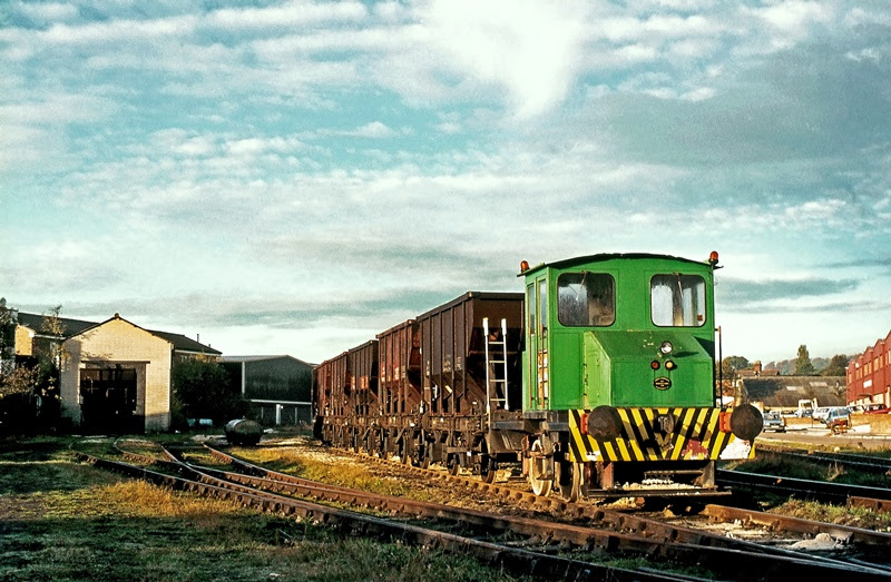 Tanfield Railway Blog: RSH Huskies