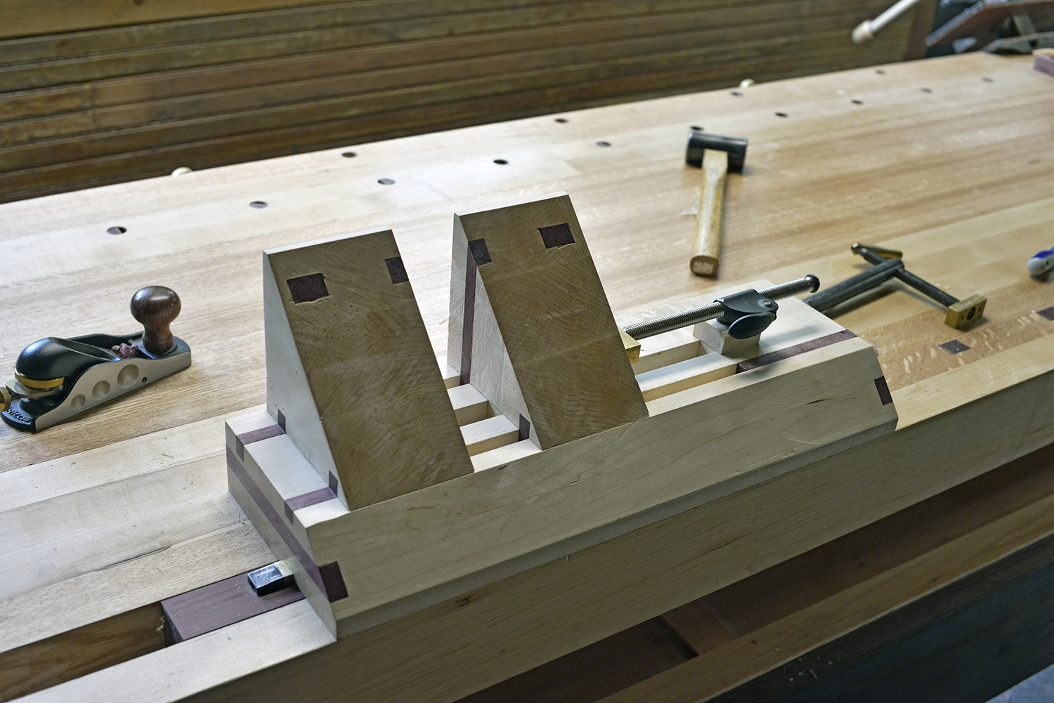 The Marcial Chronicles: La Forge Populaire Miter Jack