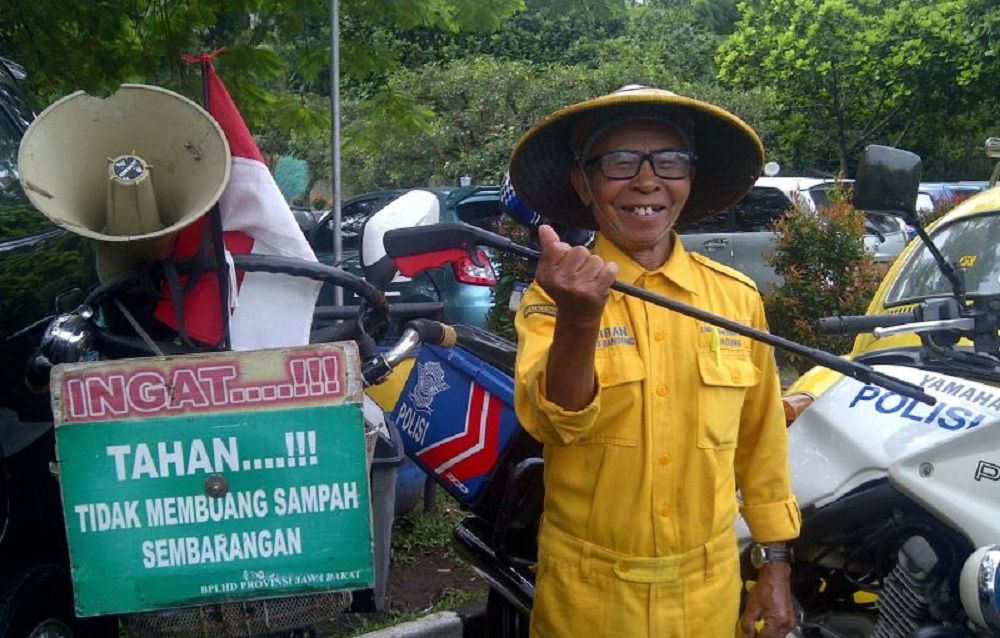 Pahlawan Kebersihan Kota Bandung Ikut Meriahkan Karnaval Kemerdekaan ...