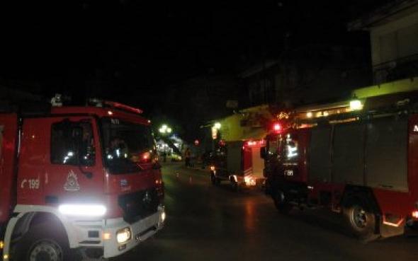 ΦΩΤΙΑ ΞΕΣΠΑΣΕ ΣΤΟ ΑΜΑΞΟΣΤΑΣΙΟ ΤΗΣ ΕΘΕΛ... ΚΑΗΚΕ ΟΛΟΣΧΕΡΩΣ ΛΕΩΦΟΡΕΙΟ ...