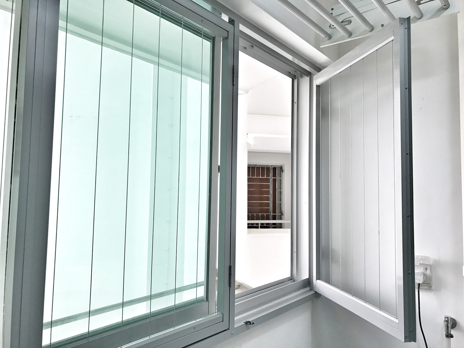 Invisible Grille With Home Grille | SHEYTHL