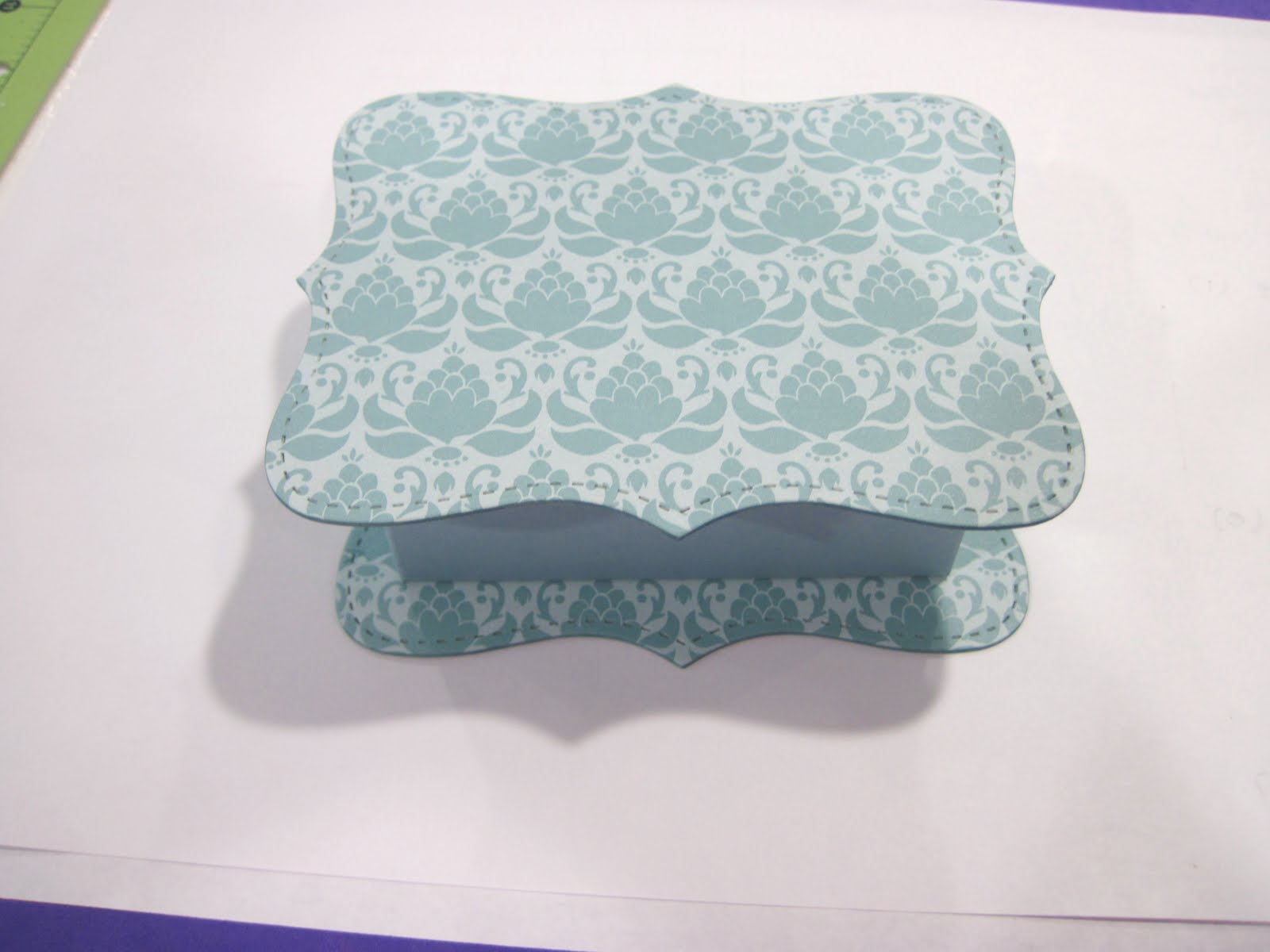 Krafting Kreations: Top Note Gift Box Tutorial