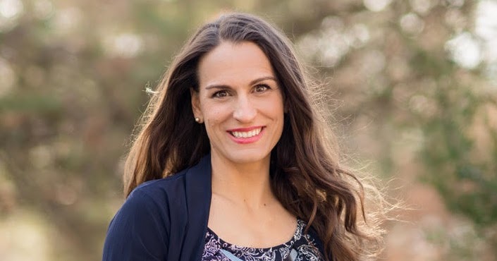 Chick Lit Central: Emily Bleeker is on fire...plus a book giveaway