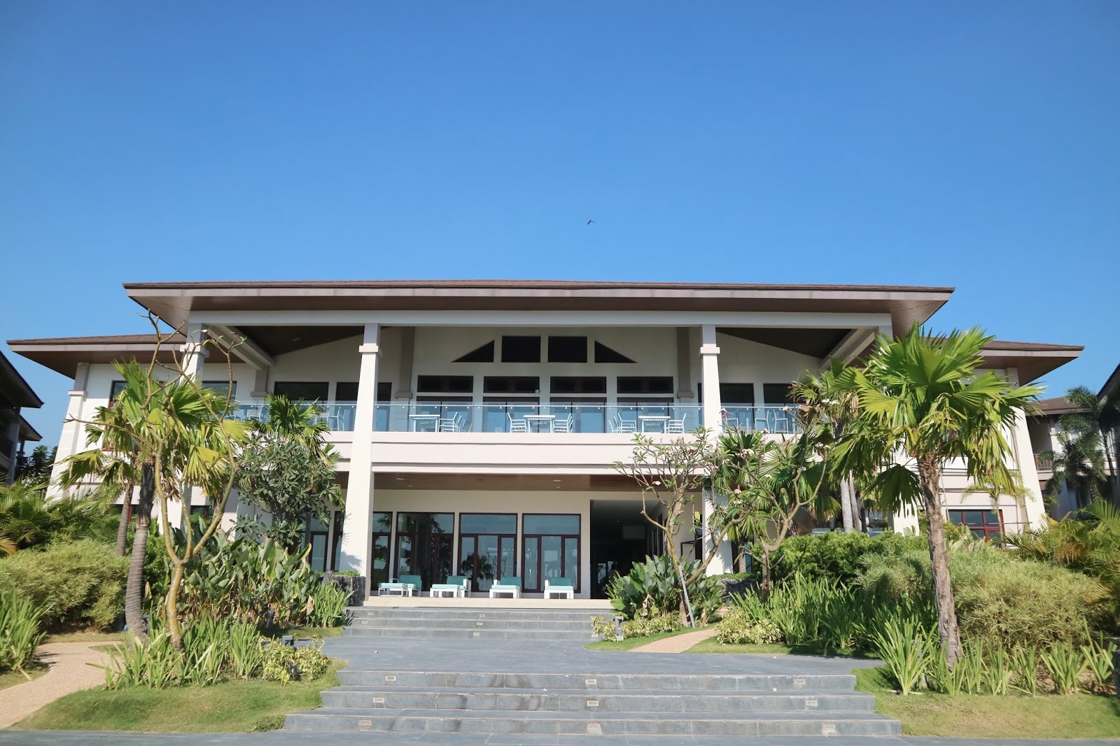 Discovering Acea Subic Bay + Things you can do in Subic! - ARTSY FARTSY AVA