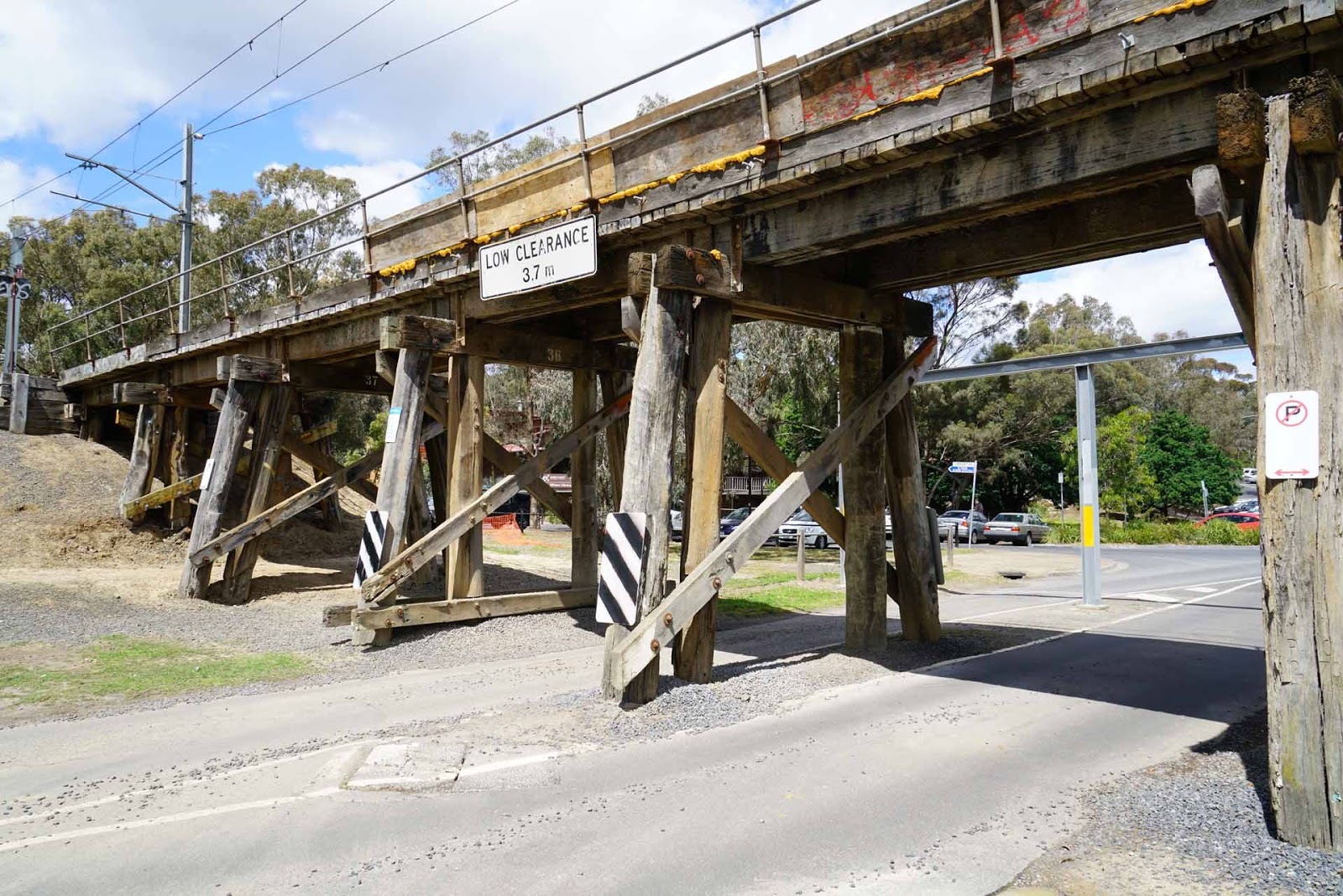Abandoned But Not Forgotten: Bridge over Diamond Creek at Eltham