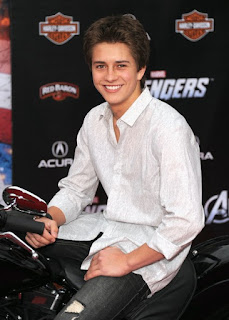 Mundo Fanmania: Spencer Boldman y Billy Unger 'Rats' en la premier de ...