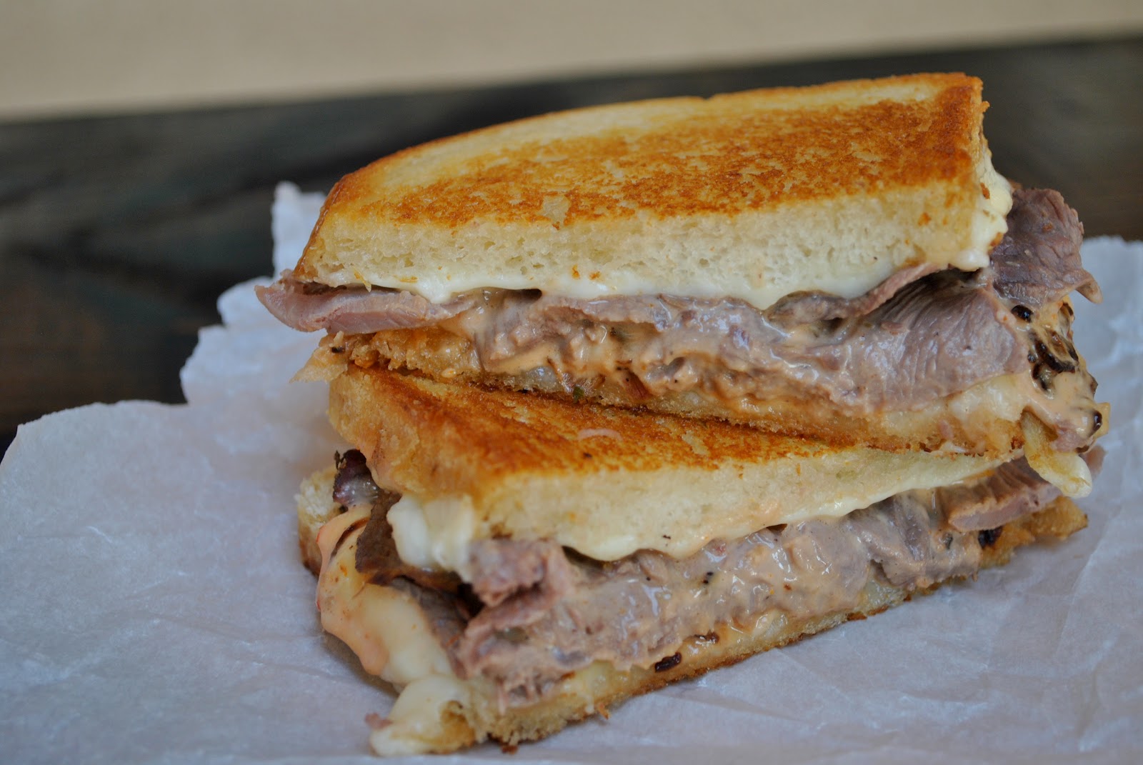 roast beef 1000 grilled sammy..