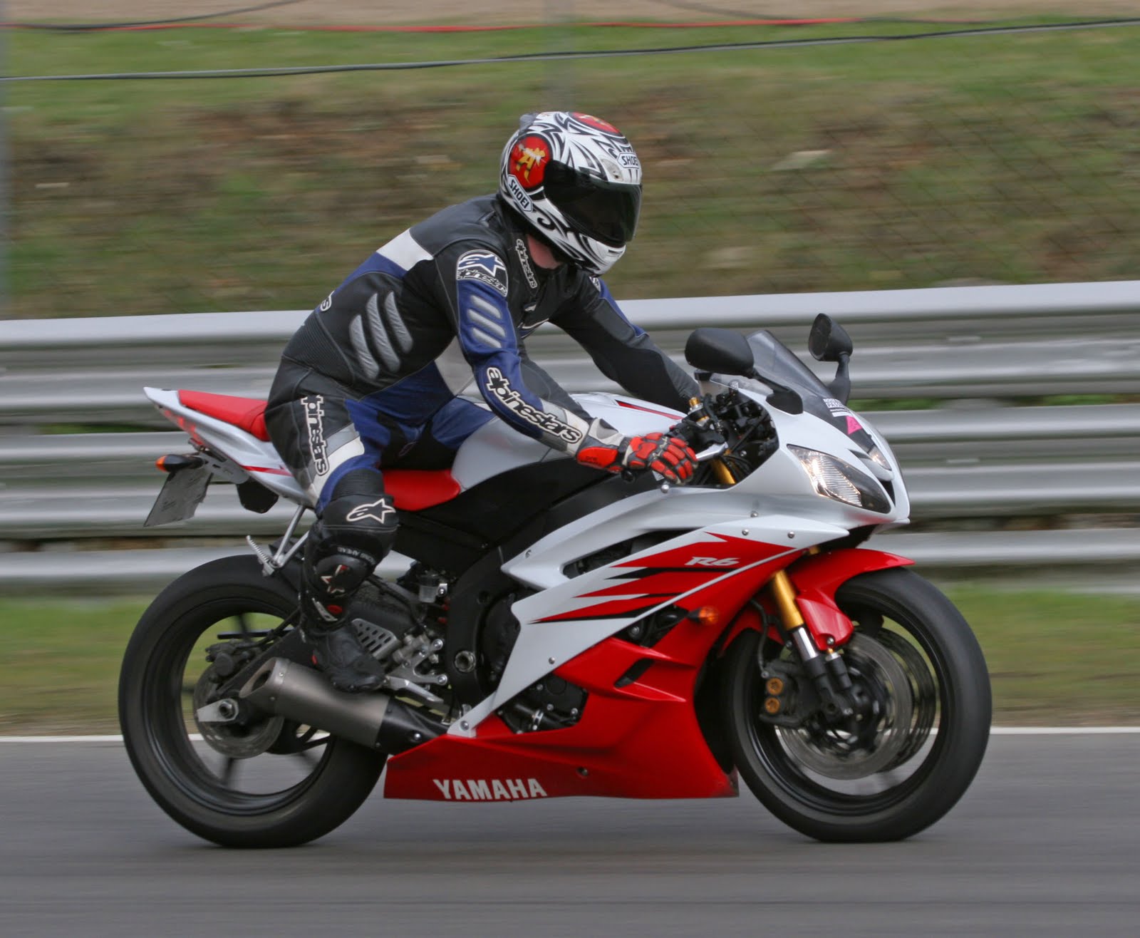 yamaha: yamaha R6