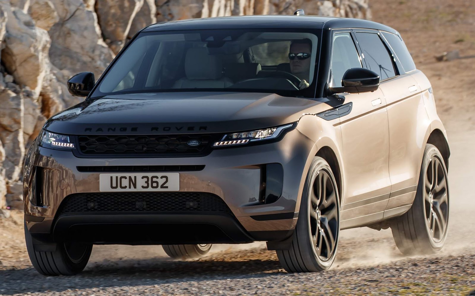 Range Rover Evoque 2020 aposta em luxo e refinamento