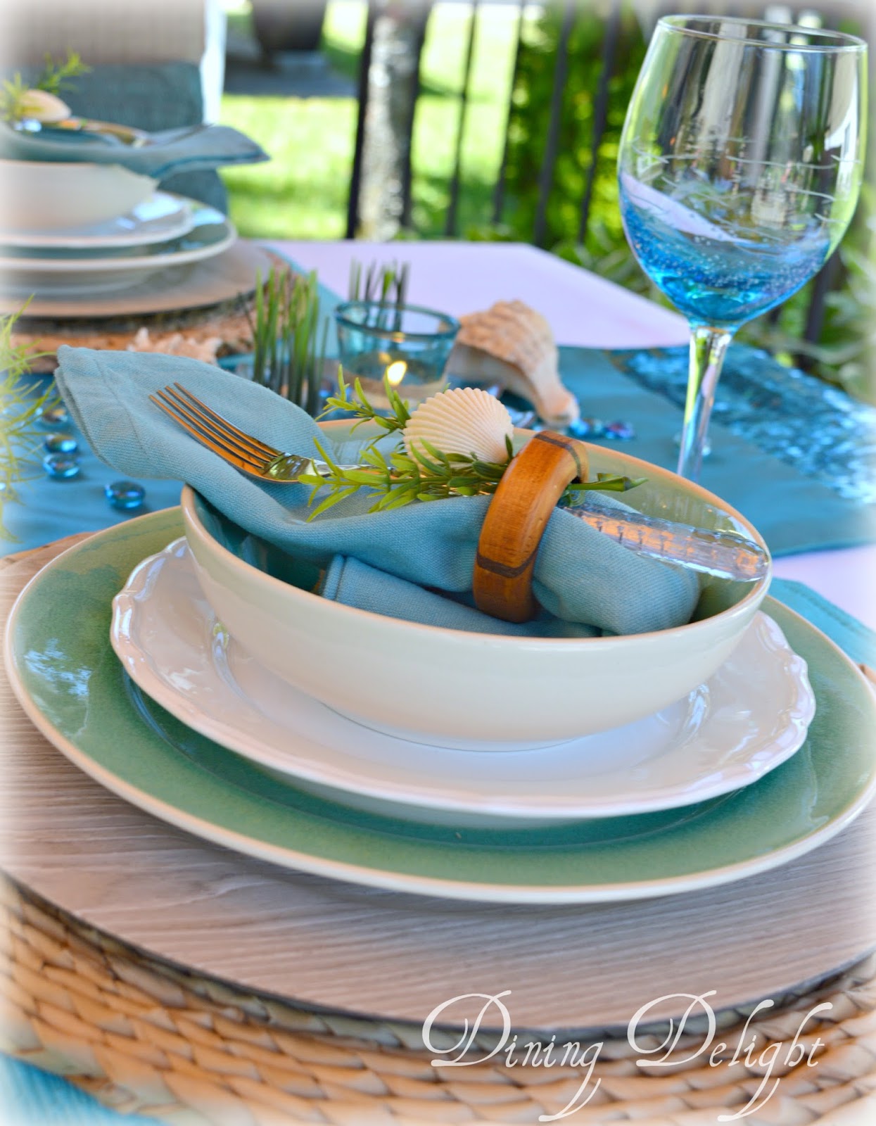 Dining Delight: Beach Tablescape in the Cabana