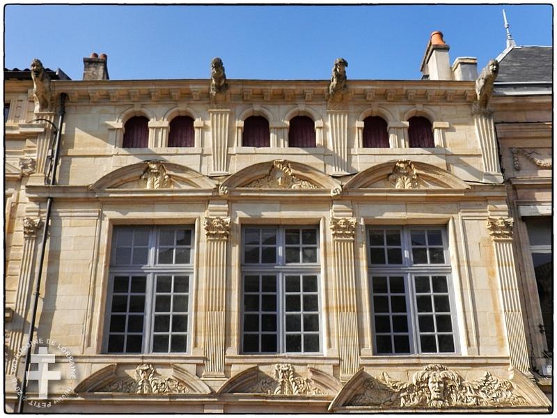PATRIMOINE DE LORRAINE: BAR-LE-DUC (55) - Maison renaissance (1620-1630)
