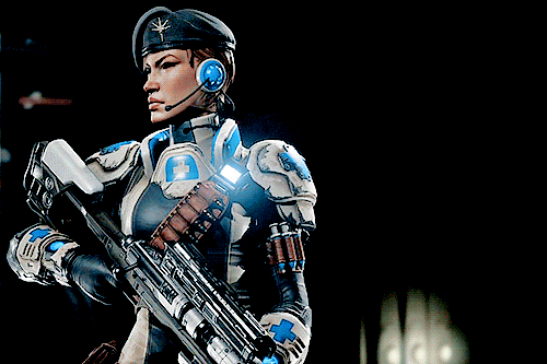 She's Fantastic: Evolve - Funko Legacy Collection - VAL!