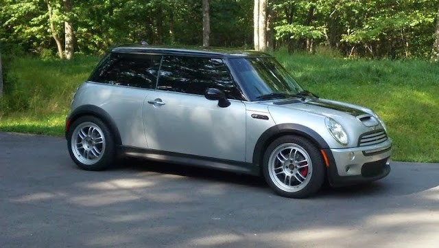 MINI Cooper Poison: Silver Enkei RPF1 17x7 +43 on R53 Pure Silver