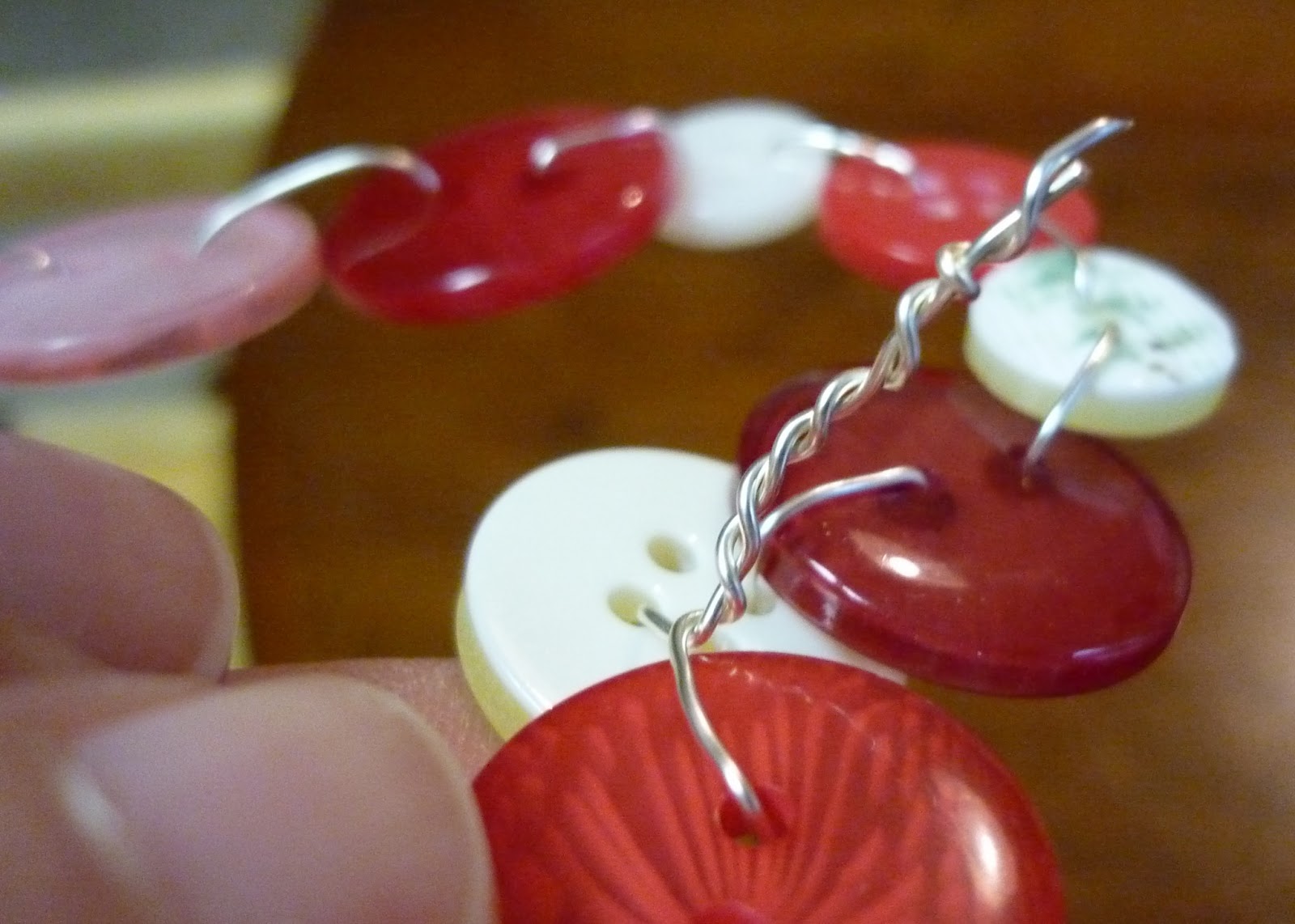 The Handy Dandy Helper: Buttoned Up Valentine!