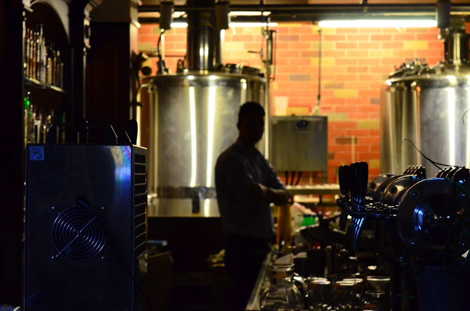 Hedofoodia: Effingut Brewerkz, Pune