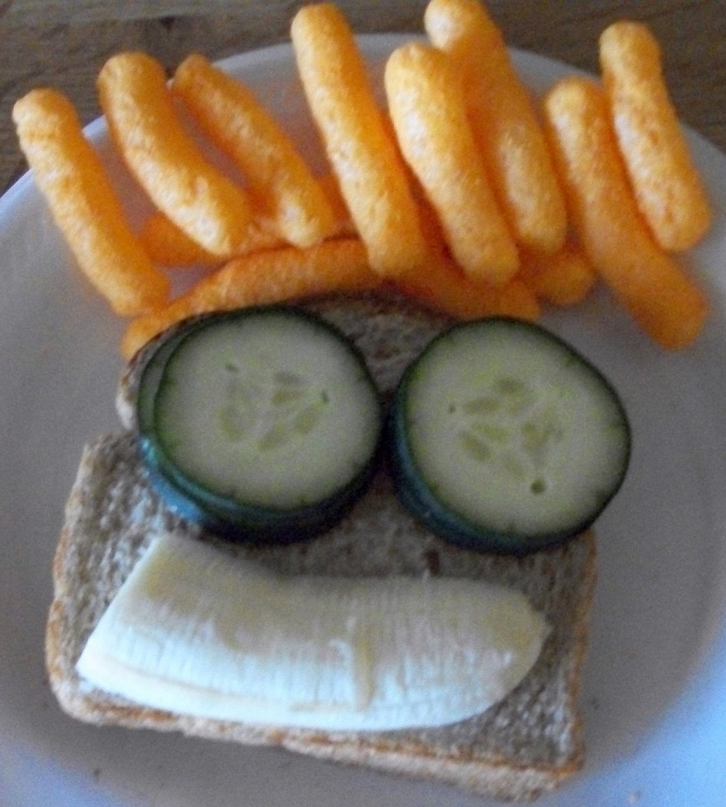 Li'l Buck's Creations: Fun Friday Food-Cheetos