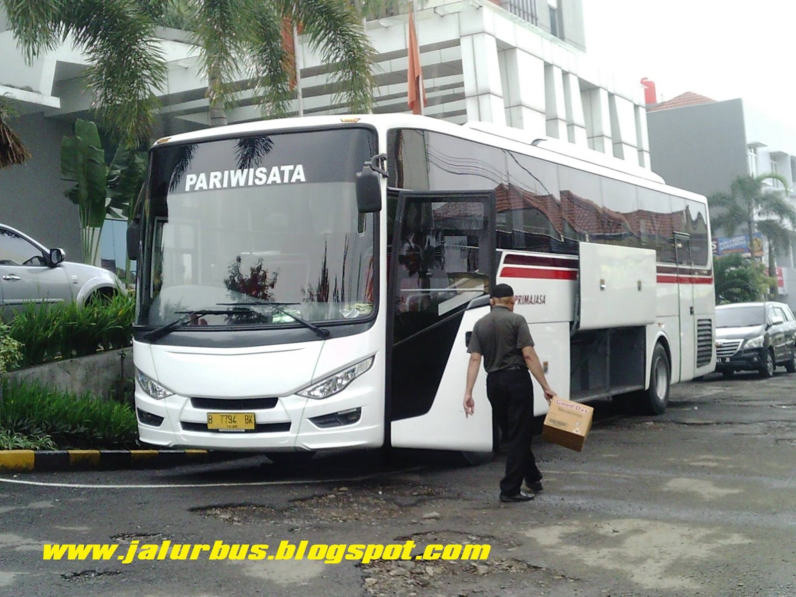 Rute dan Tarif Bus Primajasa Tahun 2017 - Jalur Bus