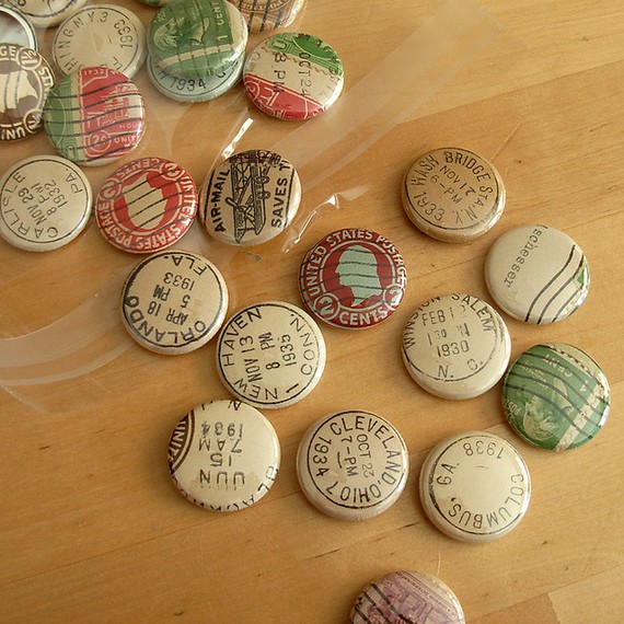 postcards and pretties: {postcards} vintage button pins