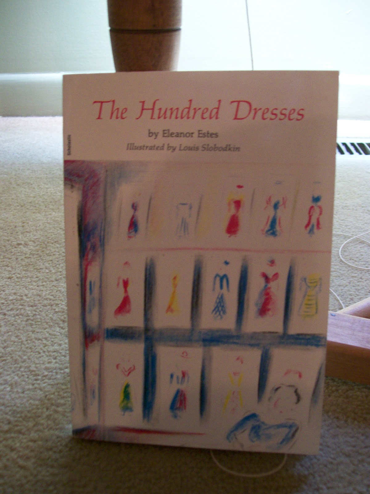 My Dusty Shelves: The Hundred Dresses