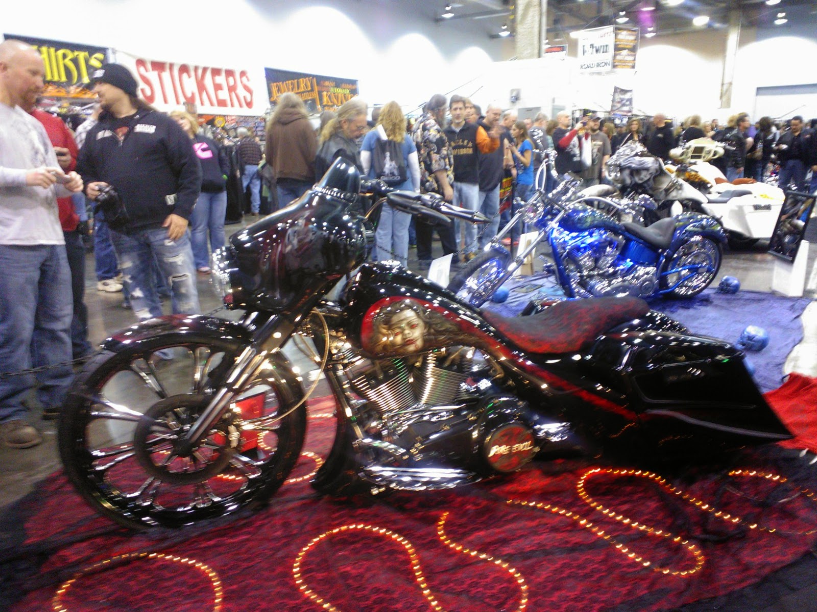 RAVEN'S BIKER BLOG: Postings by Leni D. Anderson: • Highlights ...