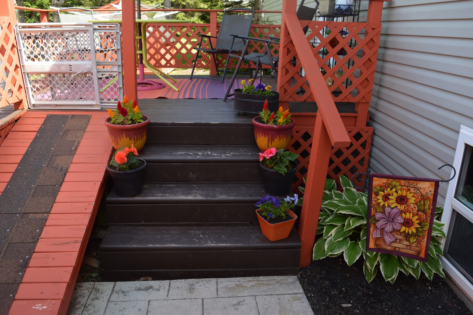 My Seventies Split: Pots A Plenty...