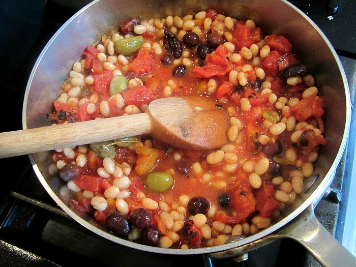 Tuna Puttanesca w/ White Beans