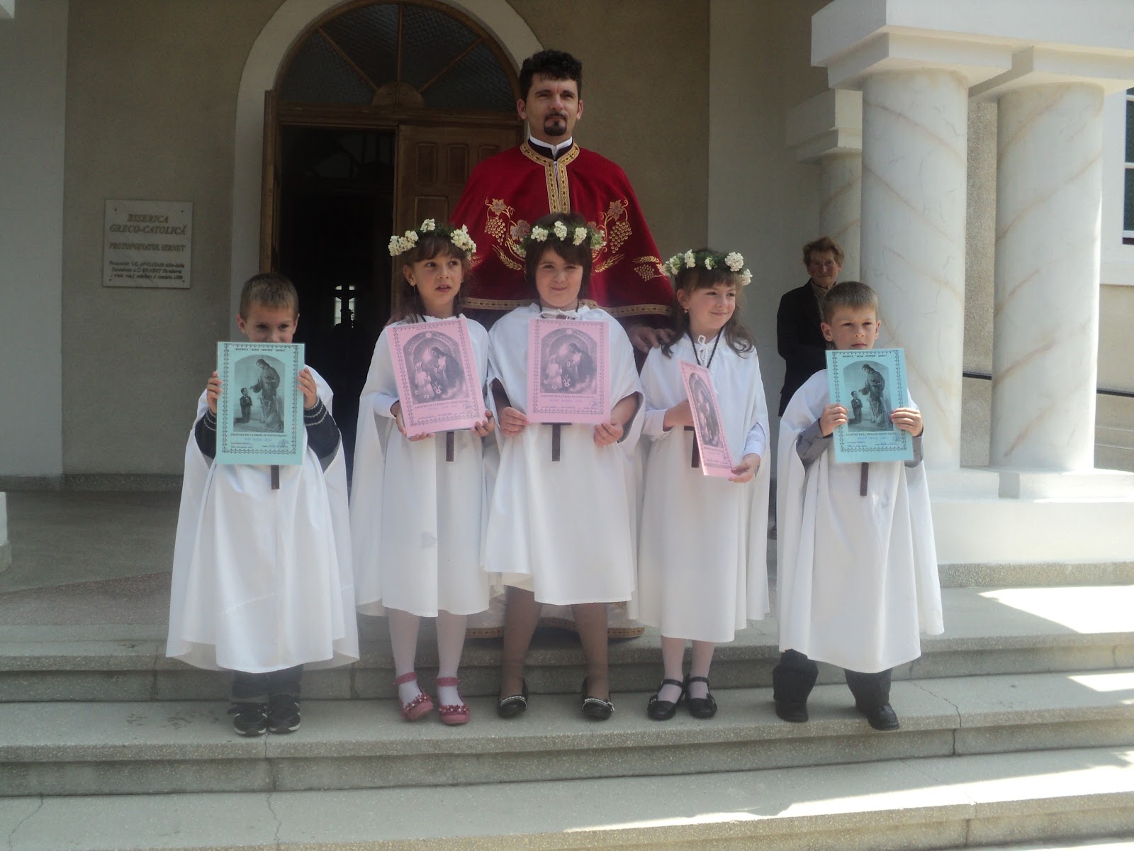 Parohia Greco-Catolica Iernut: PRIMA SFANTA IMPARTASANIE IN PAROHIA IERNUT