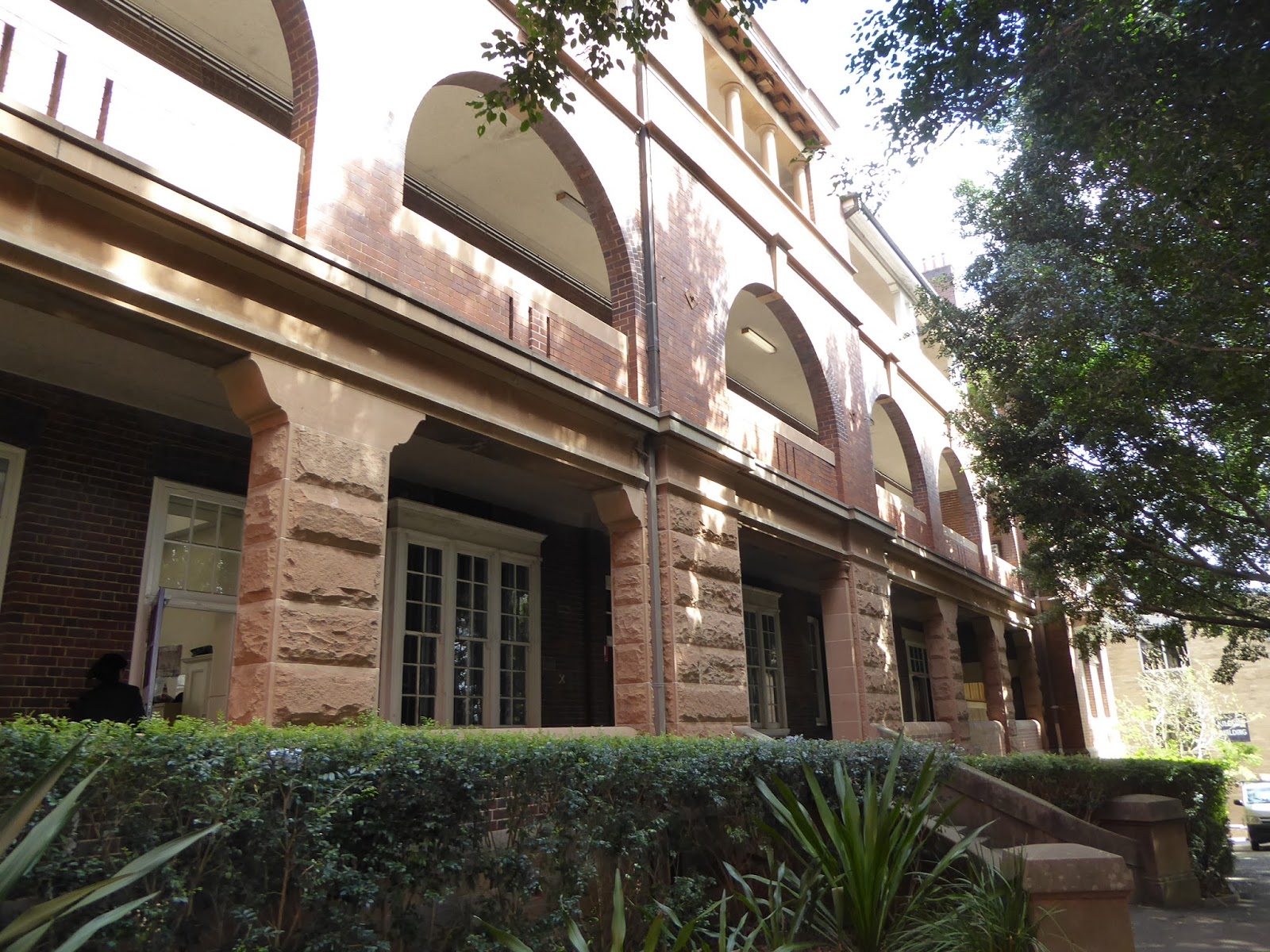 Ray's Retirement: A visit to Fort Street High School