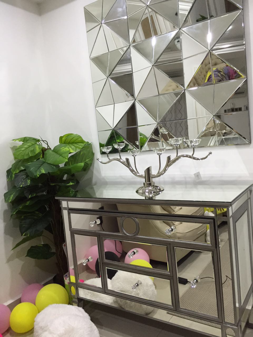 The Arts of Life: Deco Deco.... ssf home deco