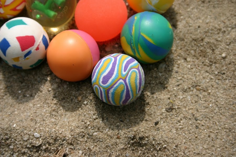 despre toate si despre nimic: Infuzie de optimism cu bile colorate