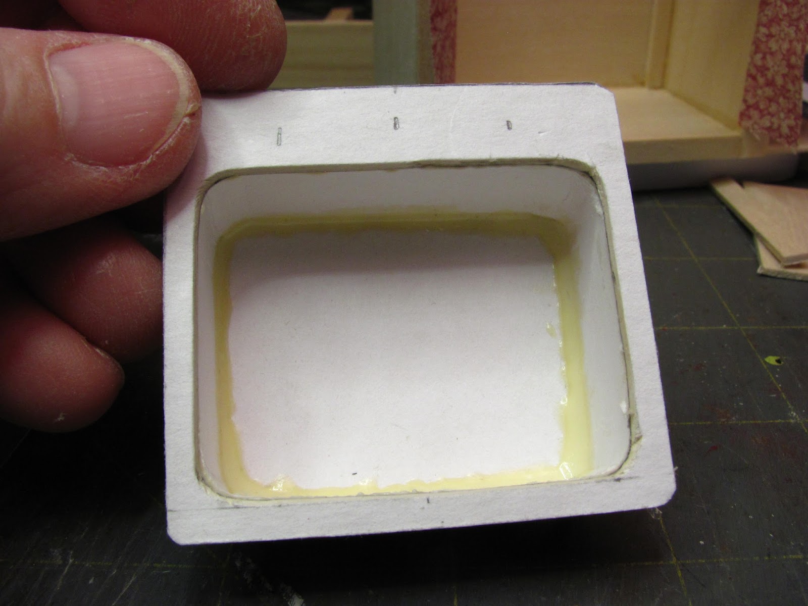 Dollhouse Miniature Furniture - Tutorials | 1 inch minis: 1 INCH SCALE ...