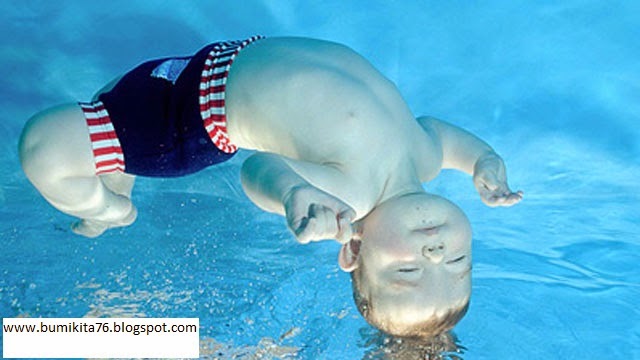 KEDAHSYATAN DIBALIK BERENANG - Considered Design