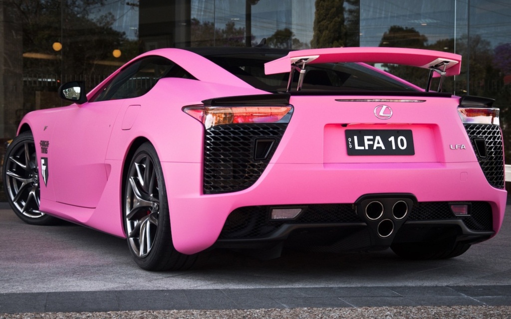 Lexus LFA Pink para alertar sobre câncer de mama