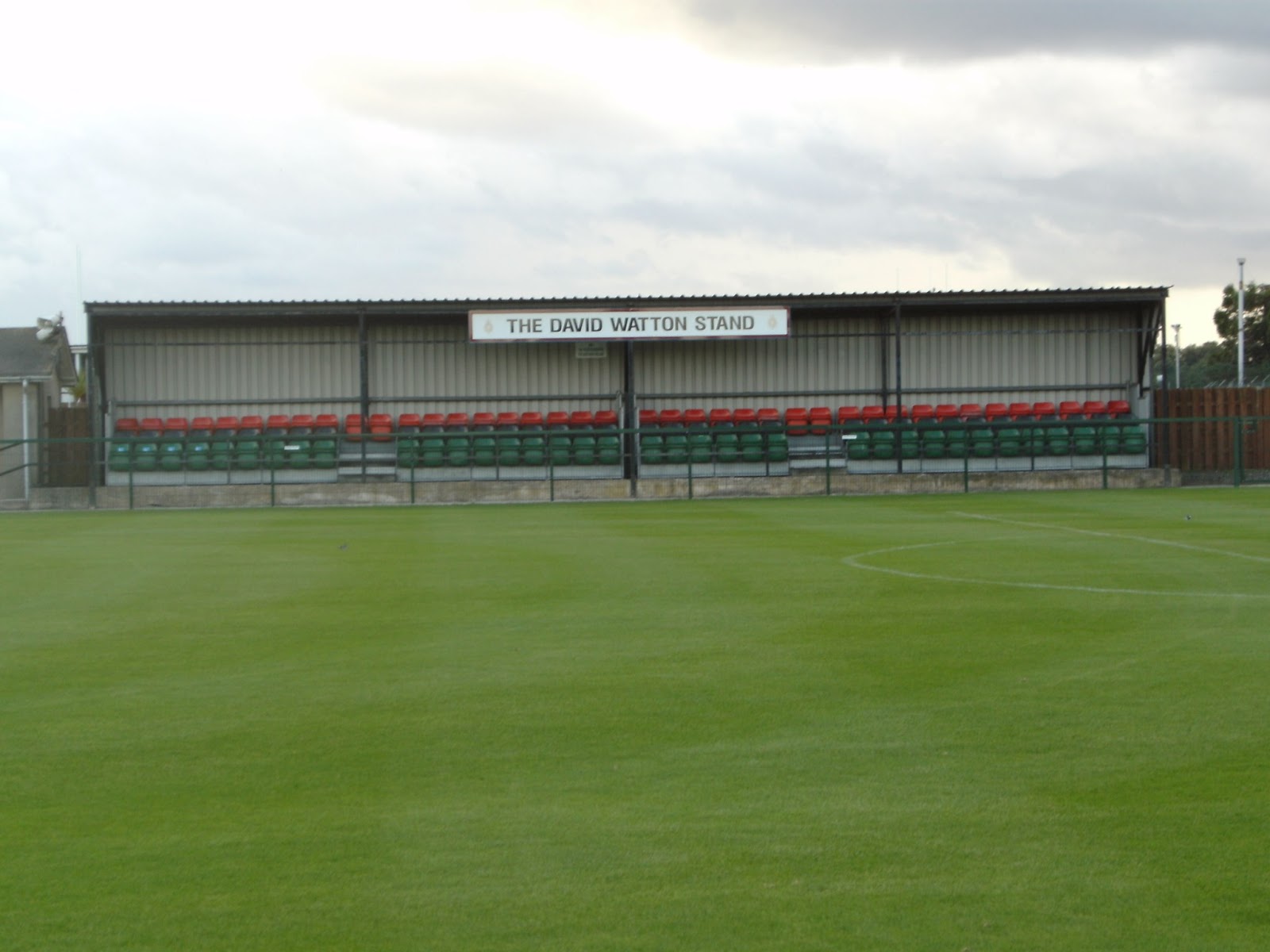 Extreme Football Tourism: NORTHERN IRELAND: PSNI FC / Queen's ...