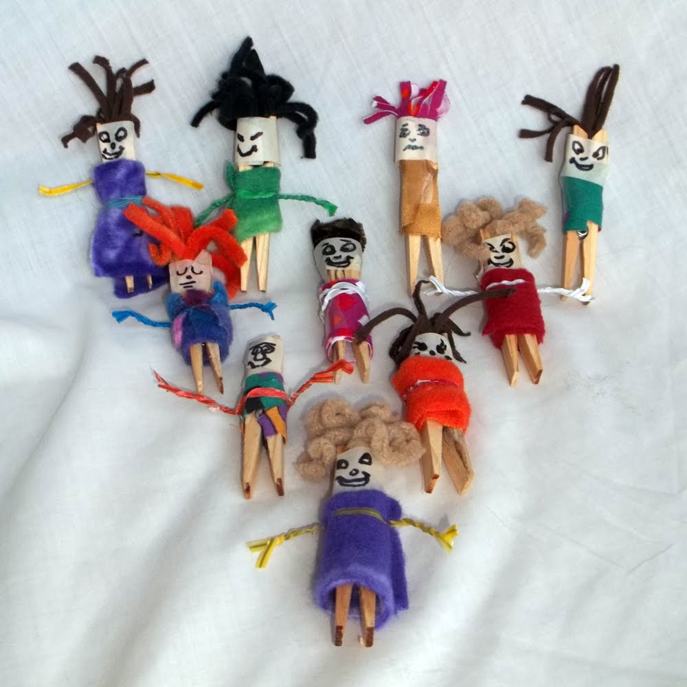 All Things Crafty: Clothes Pin People (with instructions)