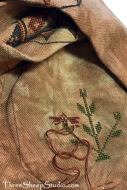 Three Sheep Studio: Quaker Ball...