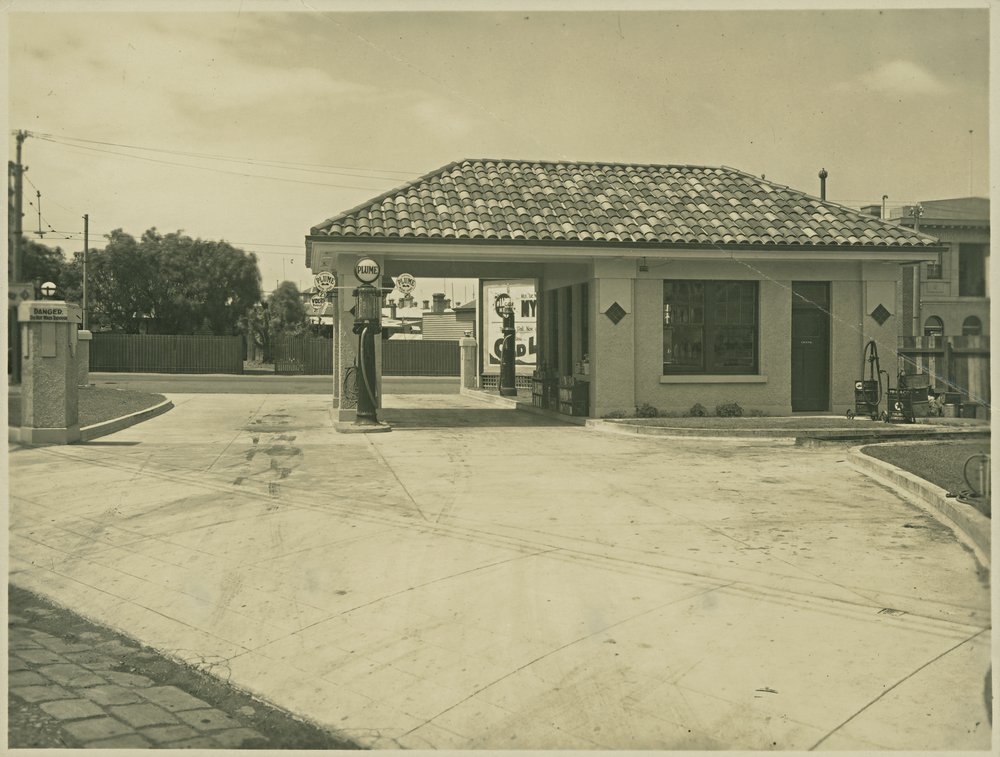 Historic Trucks: Service Stations in Victoria, 1920s to 1950s.