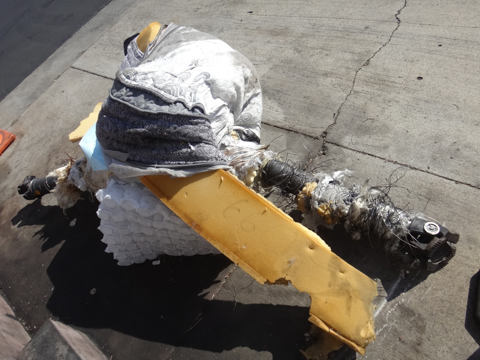 Just A Car Guy: Full mattress wrapped around a driveshaft is a big lump ...