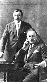 Utrera y los Hermanos Alvarez Quintero: BIOGRAFÍA DE LOS HERMANOS