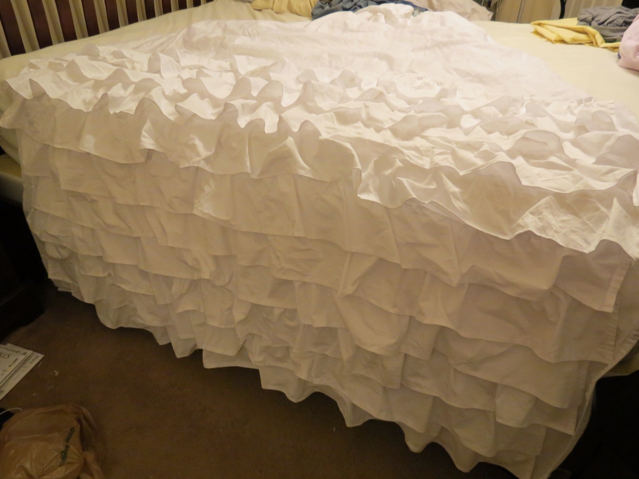 {DIY} Urban Outfitters Inspired Waterfall Ruffle Duvet Cover | DIY ...