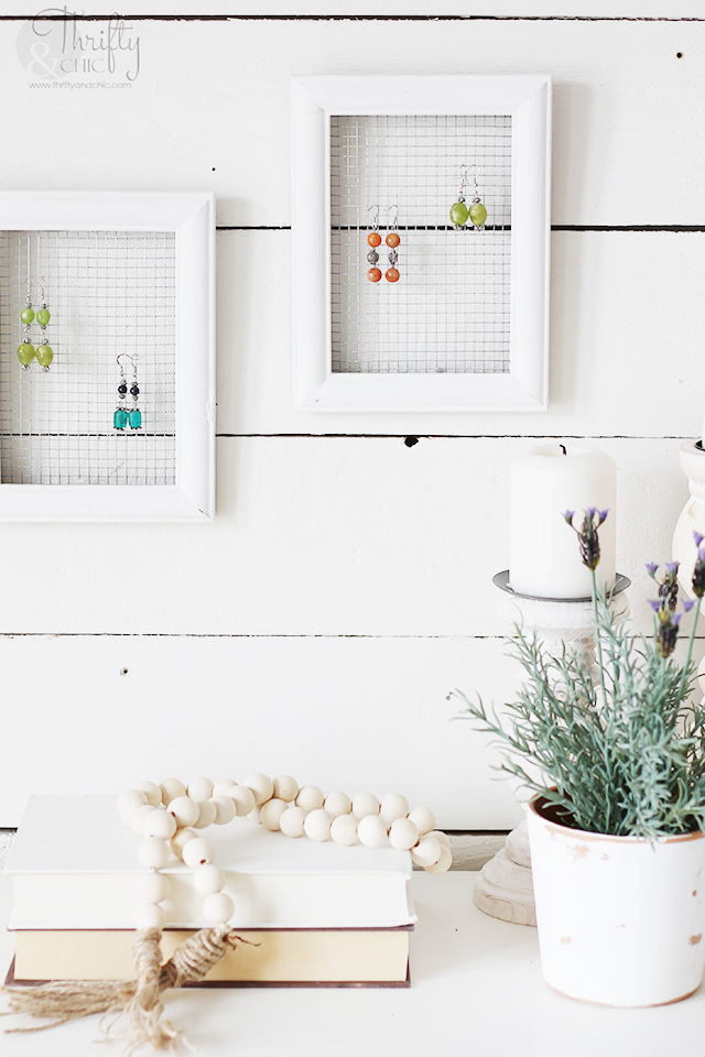 13 Ways to Repurpose Old Picture Frames