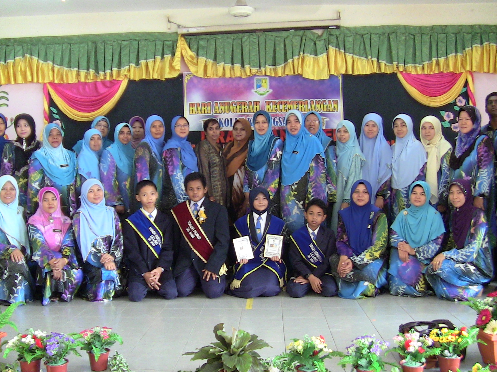 HARI ANUGERAH KECEMERLANGAN 2011 @ SK Jawi ~ PERSADA KECEMERLANGAN