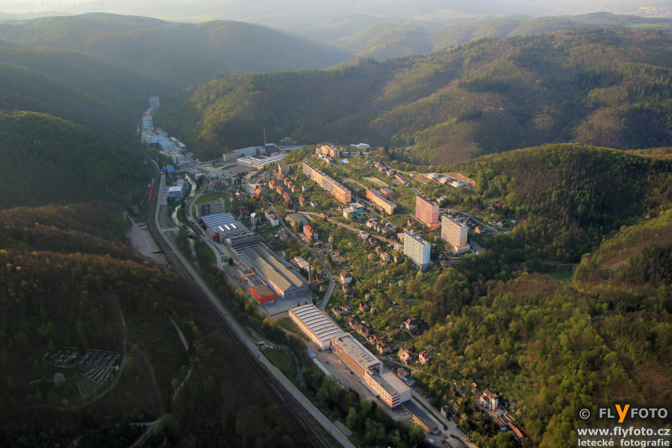 FLyFOTO letecká fotografie a video: Adamov